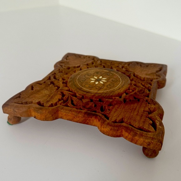 Accents | Vintage Carved Stand | Poshmark